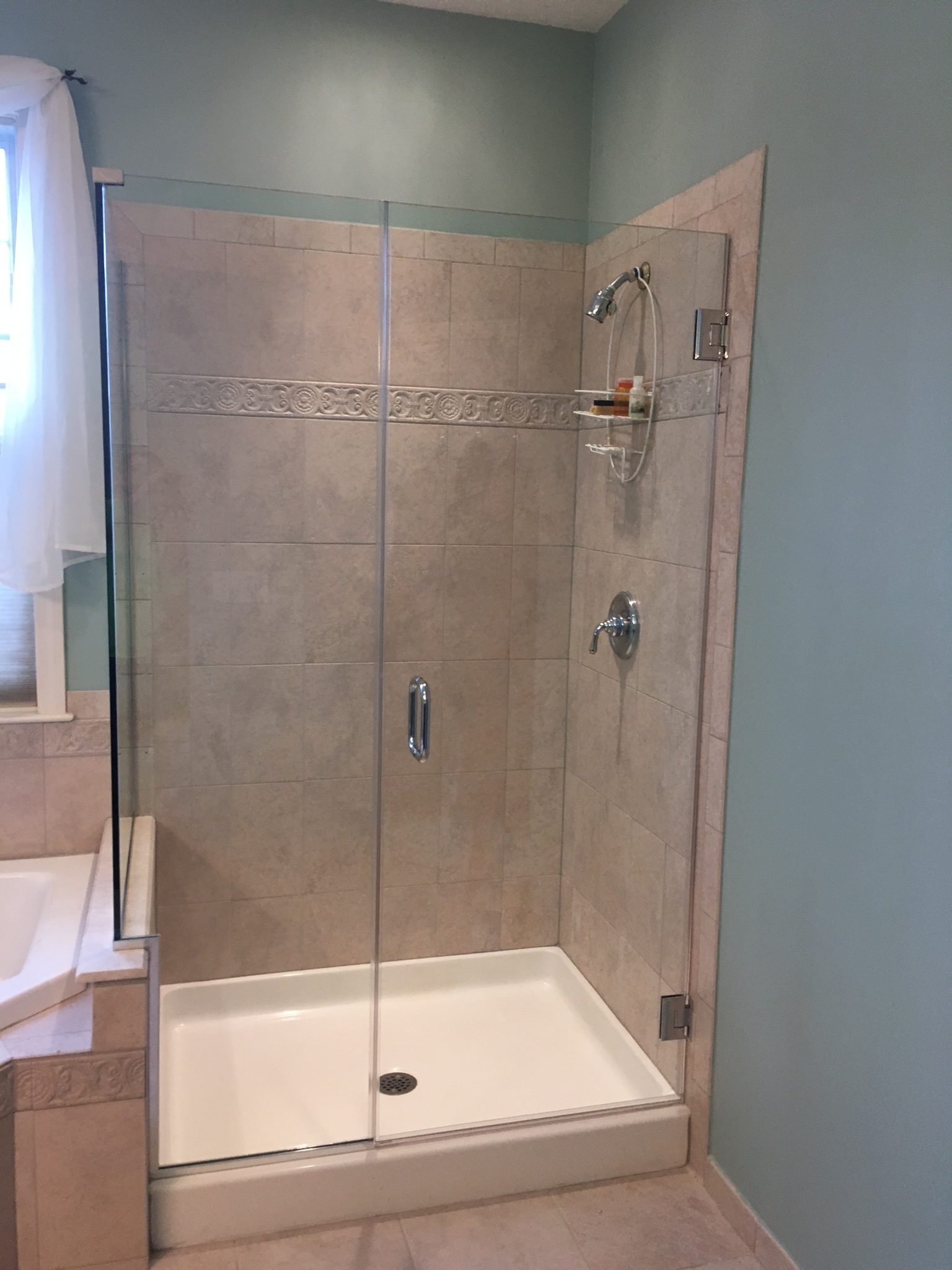 Portfolio Custom Shower - Plymouth Glass & Mirror